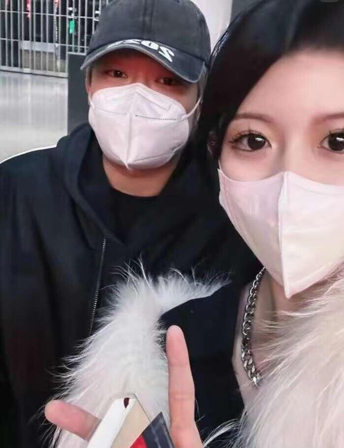 PGONE卖惨疑翻车...被扒出住豪宅有貌美新女友！ - 人在温哥华网 VanPeople.com