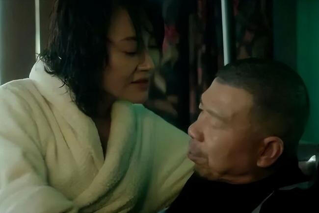 风流成性、撩汉无数，老少通吃—54岁许晴仍单身 - 人在温哥华网 VanPeople.com