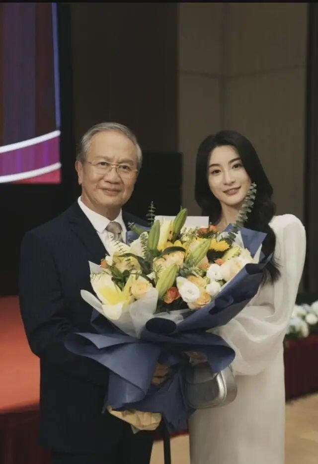 TVB老戏骨戏里遭视后掌掴，牙齿被打到松动，曾因妻子离世拒拍戏 - 人在温哥华网 VanPeople.com